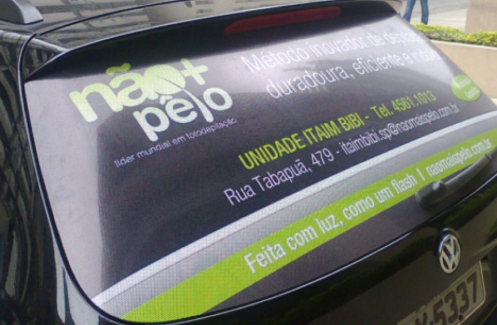 Adesivo Perfurado Veículos: Personalização E Impacto Visual